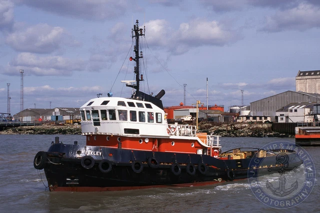 SHIP PHOTO - Howard Smith Towing Tug OAKLEY - 6x4 (10X15) Photograph £2 ...
