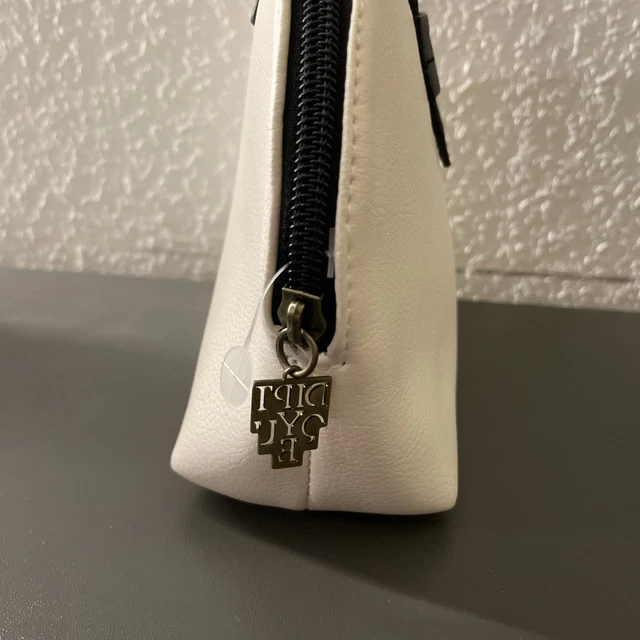 DIPTYQUE PARIS AMENITY Kit Qatar Airways Business Class , Neu und ...