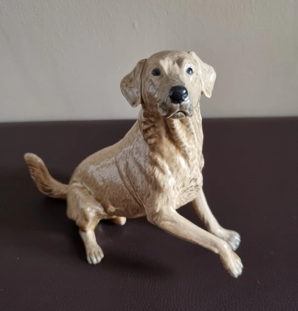 THE CHARM OF Creamware By Heredities Yellow Labrador Figurine Gift Dog ...