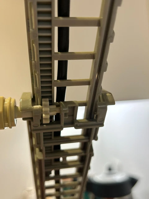 DRIVEN BY BATTAT - Large 18-Inch Fire Truck Lights Extending ladder ...