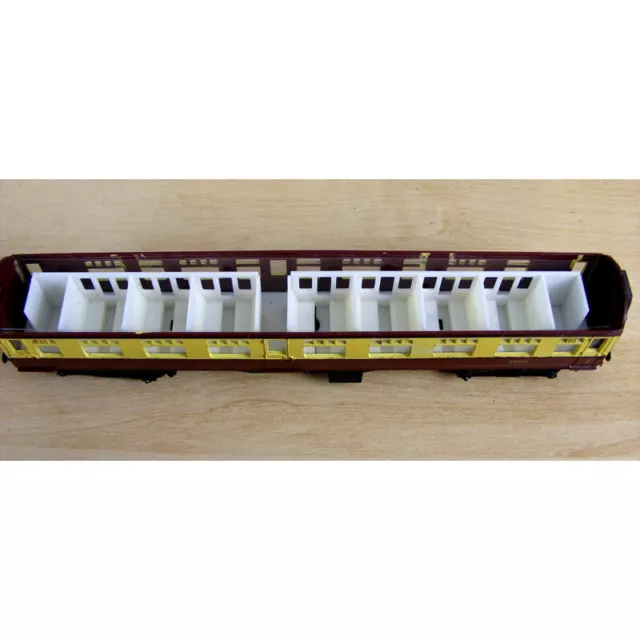 2 X INTERIOR Seats Triang R29 R221 R321 British Corridor Coach 00 Gauge ...