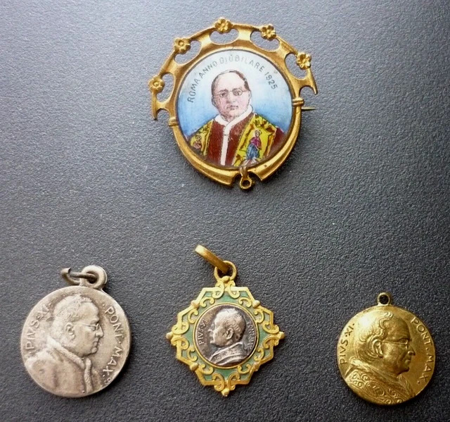ANTIQUE THREE POPE Pius X1 Medals & 1 Pope Pius XI Enamel Brooch C1925 ...