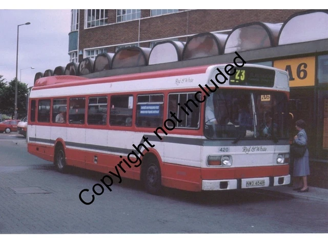 BUS PHOTO: RED & White Leyland National 420 Nwo454R £1.00 - PicClick UK
