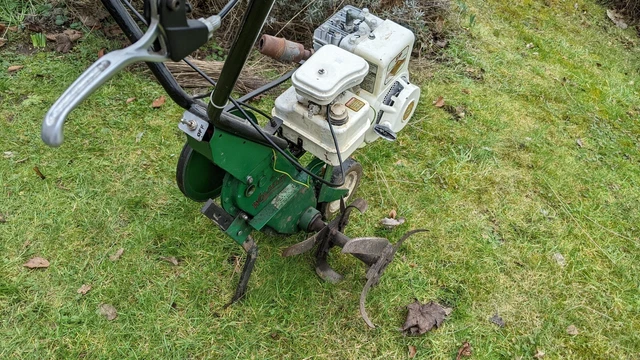 ROTAVATOR MODIFIED WOLSELEY Webb Wizard 3hp Briggs & Stratton Needs ...