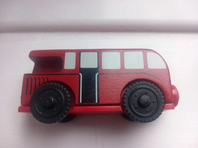THOMAS THE TANK Engine Bertie Bus £7.99 - PicClick UK