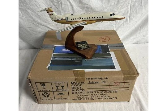 BRAVO DELTA MODELS EMBRAER 135 EXECUTIVE MODEL Jet Plane on Stand ...