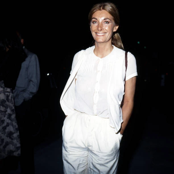 JEAN MARSH 1980S OLD PHOTO $9.00 - PicClick AU