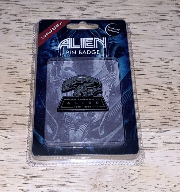 ALIEN 40TH ANNIVERSARY Xenomorph Limited Edition Pin Badge Fanattik £4. ...