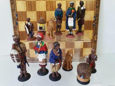 VINTAGE AFRICAN CHESS SET LARGE ZULU and NDEBELE TRIBES K112 mm AND ...