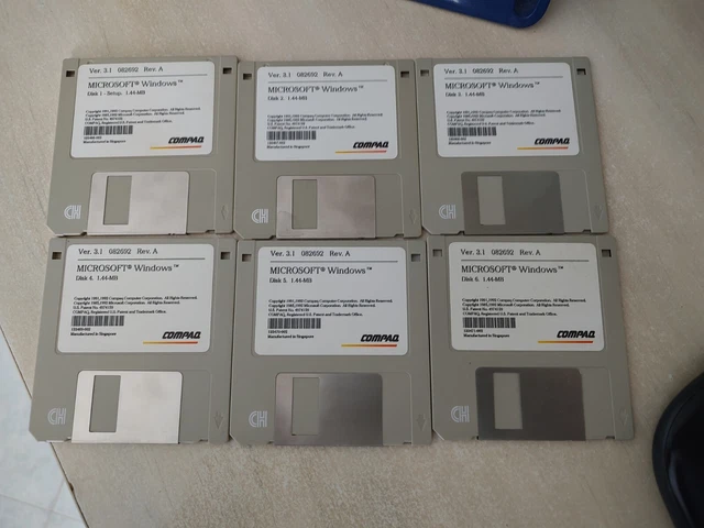 MICROSOFT WINDOWS 3.1 Full floppy set rev. a 082692 english compaq read ...