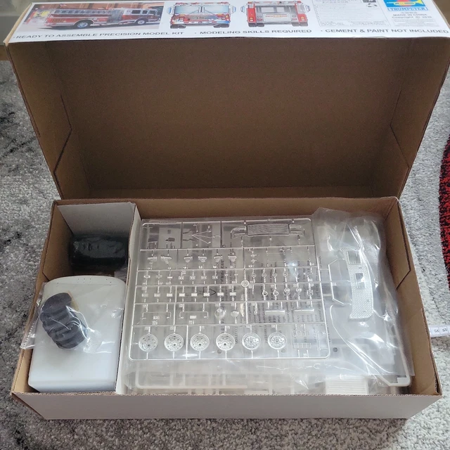 TRUMPETER 02506 FEUERWEHR American LaFrance Eagle Fire Pumper NEU OVP ...