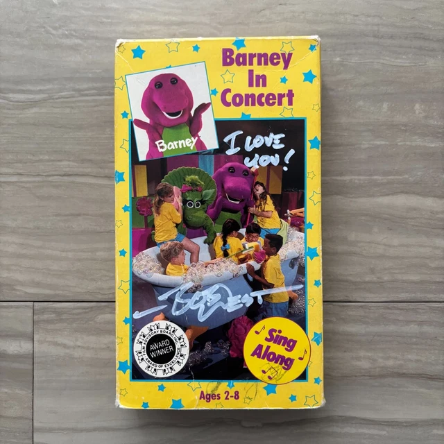 BARNEY & BACKYARD Gang VHS Signed by Bob West – Voice of Barney ...