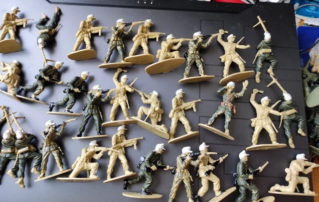 AIRFIX 1/32 VINTAGE German Africa Korps African core soldiers painted £ ...