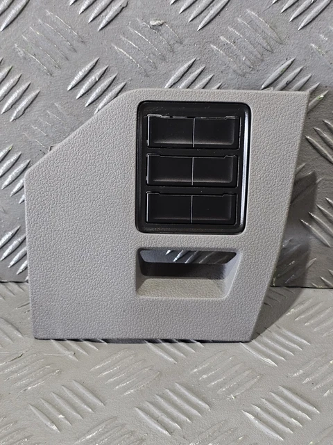 VW CRAFTER.MAN TGE Mk2 DASHBOARD FUSE BOX COVER 7C2857151A £29.99 ...