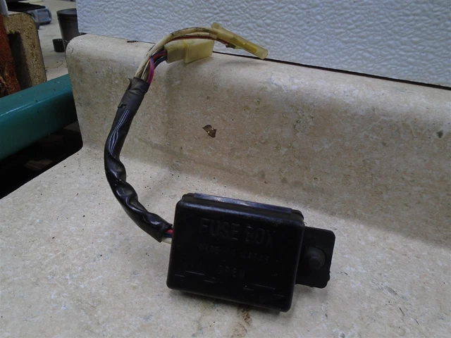 KAWASAKI 650 KZ KZ650B KZ650-B Fusible Boite 1979 Bl KB123 EUR 6,63 ...