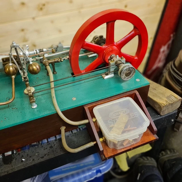 VINTAGE HORIZONTAL STEAM Engine. Offers £924.68 - PicClick UK