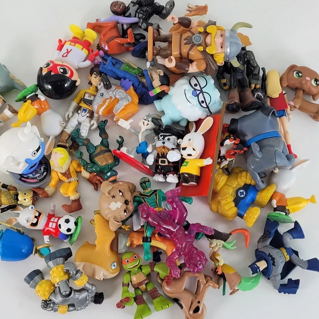 10 X RANDOM Various Small Figure Toy Bundle Party Bags, Advent ...
