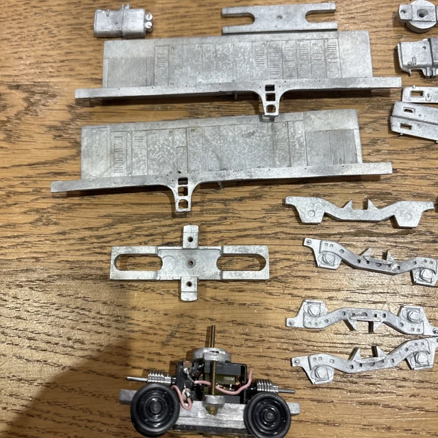 MODEL IRISH RAILWAYS Irish Rail/ NIR 071 1980's METAL KIT Modellers NIR ...