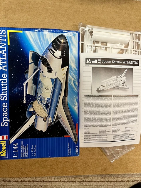REVELL-SPACE SHUTTLE ATLANTIS 1:144 Model Kit 04544 Boxed -Complete £9. ...