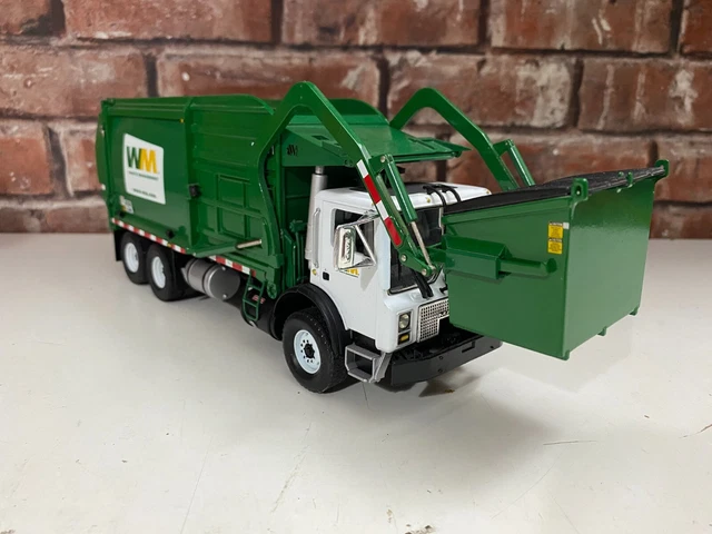 FIRST GEAR MODELS 1:34 scale refuse truck . £30.00 - PicClick UK