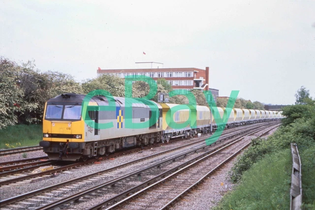 35MM RAILWAY SLIDE of Class 60 60018 @ Acton Wells Junction £4.99 ...