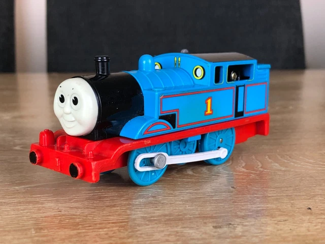 TOMY TRACKMASTER MOTORIZZATO Thomas The Tank Engine Toy Train EUR 15,03 ...