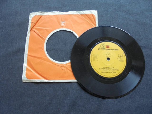 GORDON LIGHTFOOT - The Wreck Of The Edmund Fitzgerald 7" Single 1976 ...