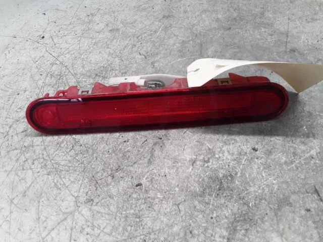 FEU ARRIERE STOP central RENAULT KANGOO 2 8200439498 EUR 30,00 ...