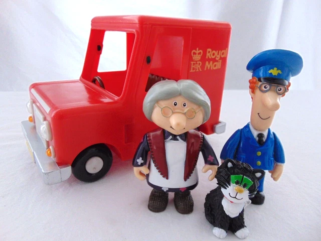 POSTMAN PAT, MRS Goggins & Jess The Cat With Push Along Friction Royal ...