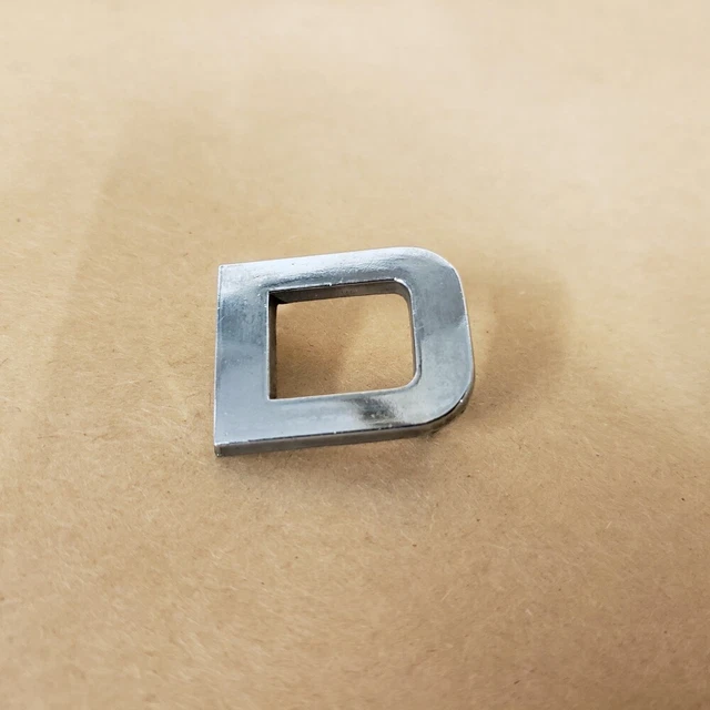 MG MIDGET 1970-80 Original Chrome Sill Letter D Badge Emblem OEM EUR 17 ...