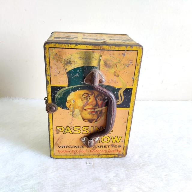 1930S VINTAGE ANCIEN Passing Show Virginia Doré Cigarette Publicité ...