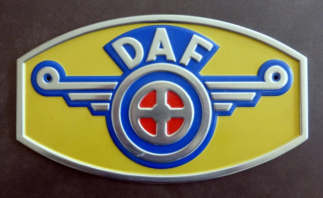PLAQUE DE CAMION en aluminium embouti et peint pour la marque DAF ...