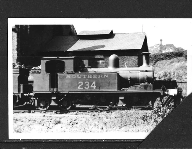 SOUTHERN RAILWAY - Class 0-4-4T No. B 234 -Vintage Image - # L9024 £1. ...