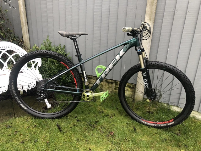 TREK MARLIN 7 Custom build front suspension mountain bike Hope Fox £555 ...
