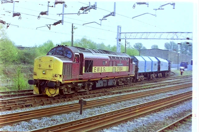 35MM RAILWAY COLOUR Negative Class 37 684 at Longport £1.75 - PicClick UK