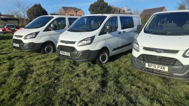 FORD TRANSIT CUSTOM CREW CAB VAN 1 OWNER 95k HISTORY GOOD CONDTION NO ...