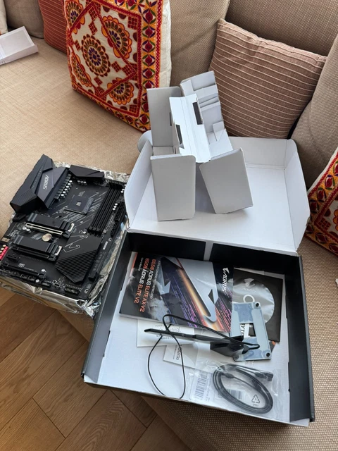 GIGABYTE B550 AORUS Elite AX V2 Motherboard, DDR4 - *READ DESCRIPTION ...