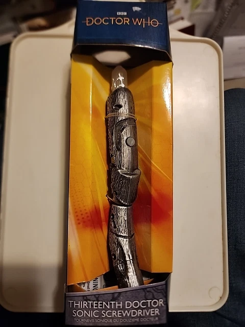 DOCTOR WHO THIRTEENTH 13th Doctor Sonic Screwdriver Se7en20 Lights ...