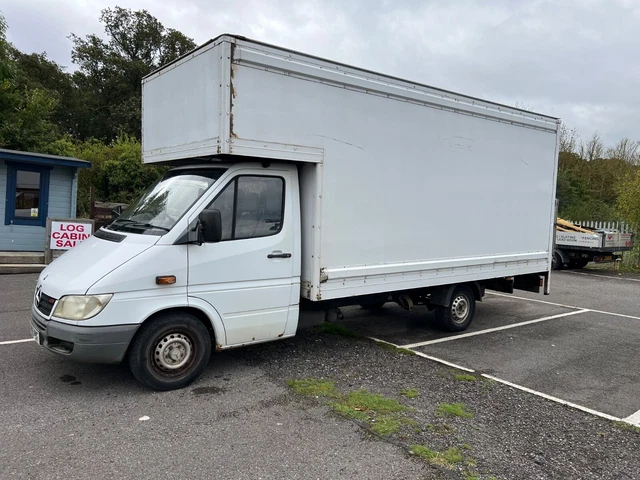 MERCEDES SPRINTER LUTON van no VAT £1,000.00 - PicClick UK