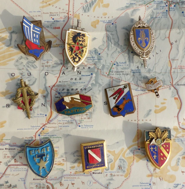 LOT RARE INSIGNE Ancien Medaille Militaire Armee Francaise Vietnam ...