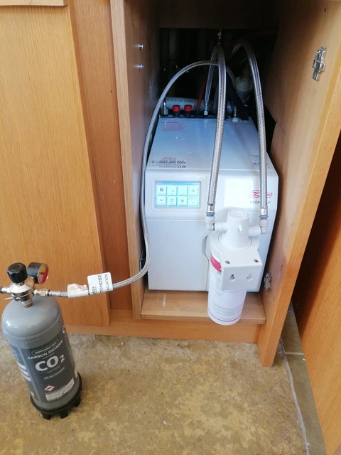 ZIP TAP HYDROTAP G4 Instant Hot Water Filter Sparkling £300.00 ...