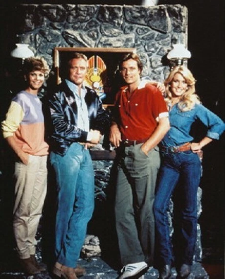 DOUGLAS BARR DANS Le Rôle De Howie Munson, Markie Post En Photo 8X10 ...