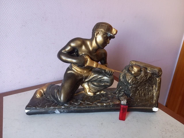 GRANDE STATUE DE mineur signée en platre doré,EN MAIN PROPRE. EUR 14,00 ...