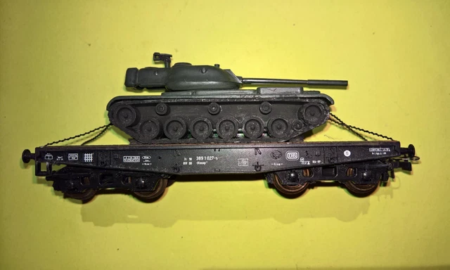 ROCO SPUR HO Schwerlastflachwagen mit Panzer DB 389 1027-5 ohne OVP ...
