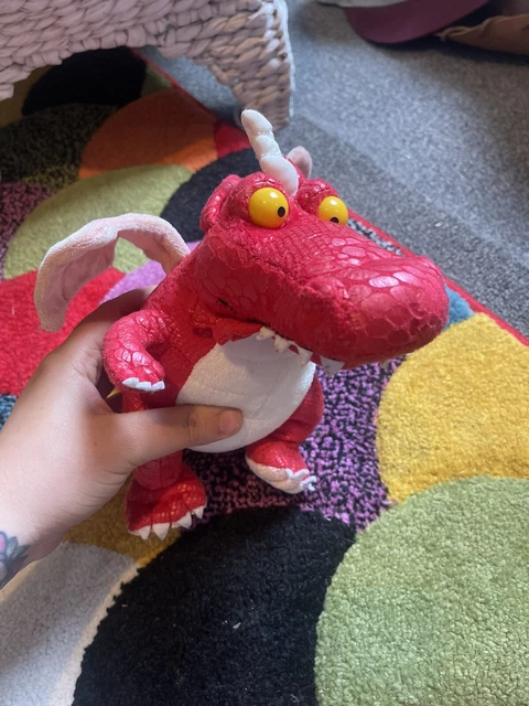 ROOM ON THE Broom Red Dragon Julia Donaldson Aurora Plush Soft Toy 9” £ ...
