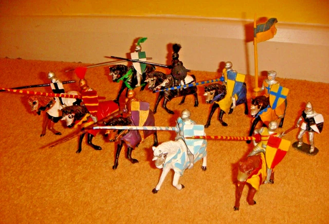 10 CAVALIERI PIAD Timpo di Ivanhoe anni '50 EUR 23,36 - PicClick IT