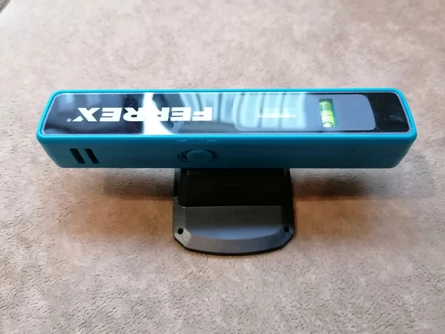 LASER LEVEL FERREX Laser Class 2 Meter with Battery New Without Label £ ...