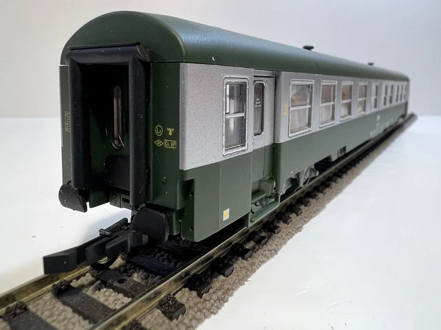 LS MODELS BY Heris 14012 - Voiture 2 cl USI B10t ep IV de la SNCF en HO ...