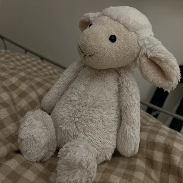 JELLYCAT MEDIUM CREAM Bashful Lamb Sheep Soft Plush Toy White £15.00 ...