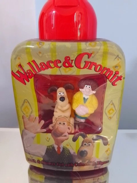 WALLACE & GROMIT: Gromit & Wendolene figures and Bubble Bath/shower gel ...